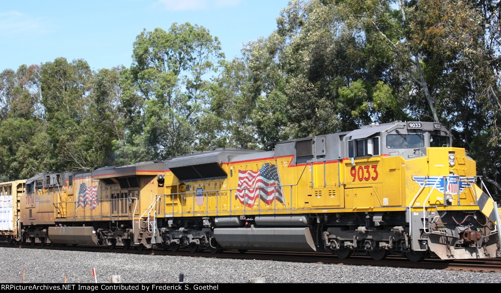 UP 7874 UP 9033 in rear DPU mode